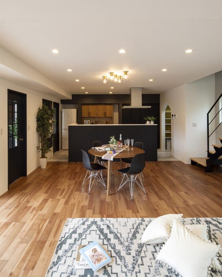 柱がない！ラウンジのようなLDK - 株式会社石光